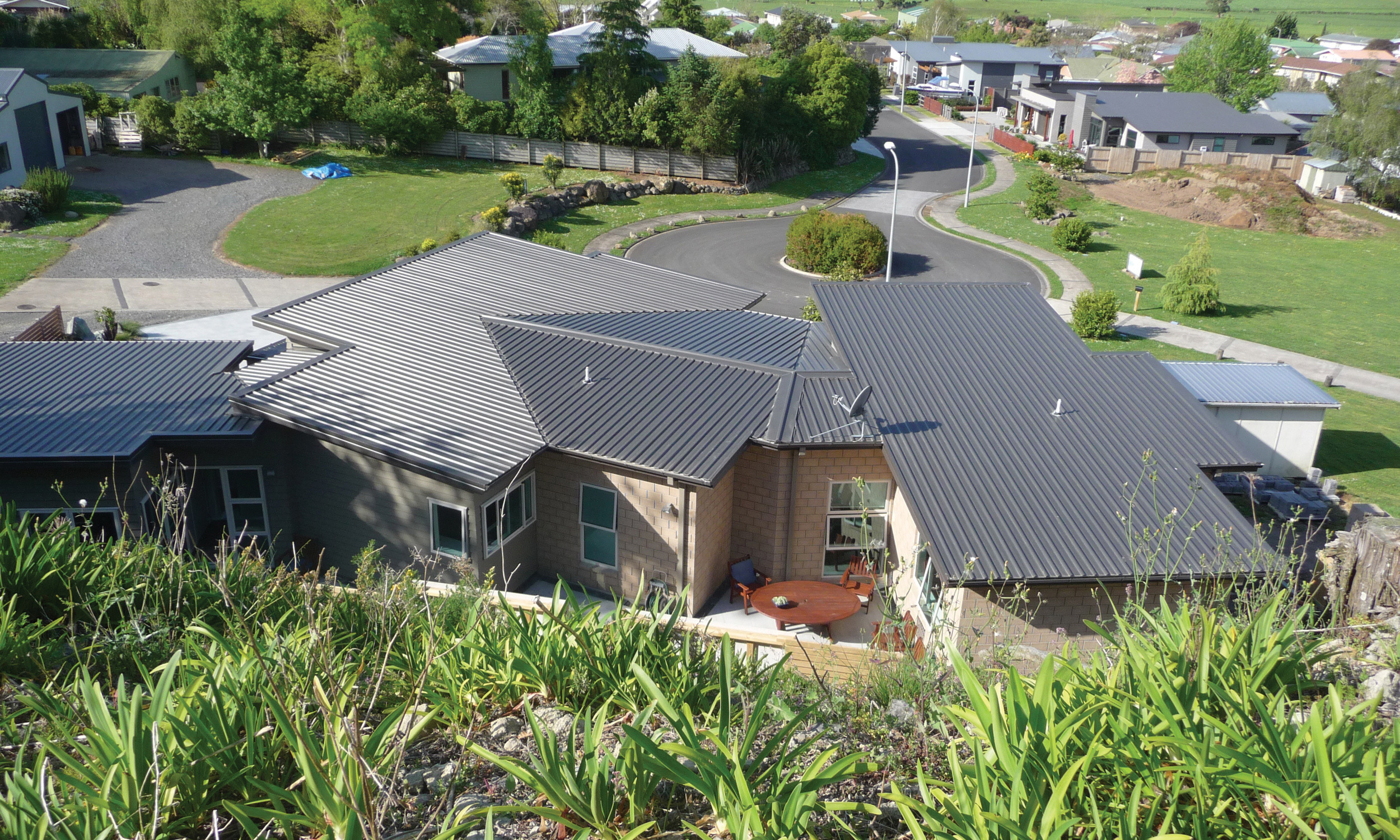 Hi Five | Dimond Roofing